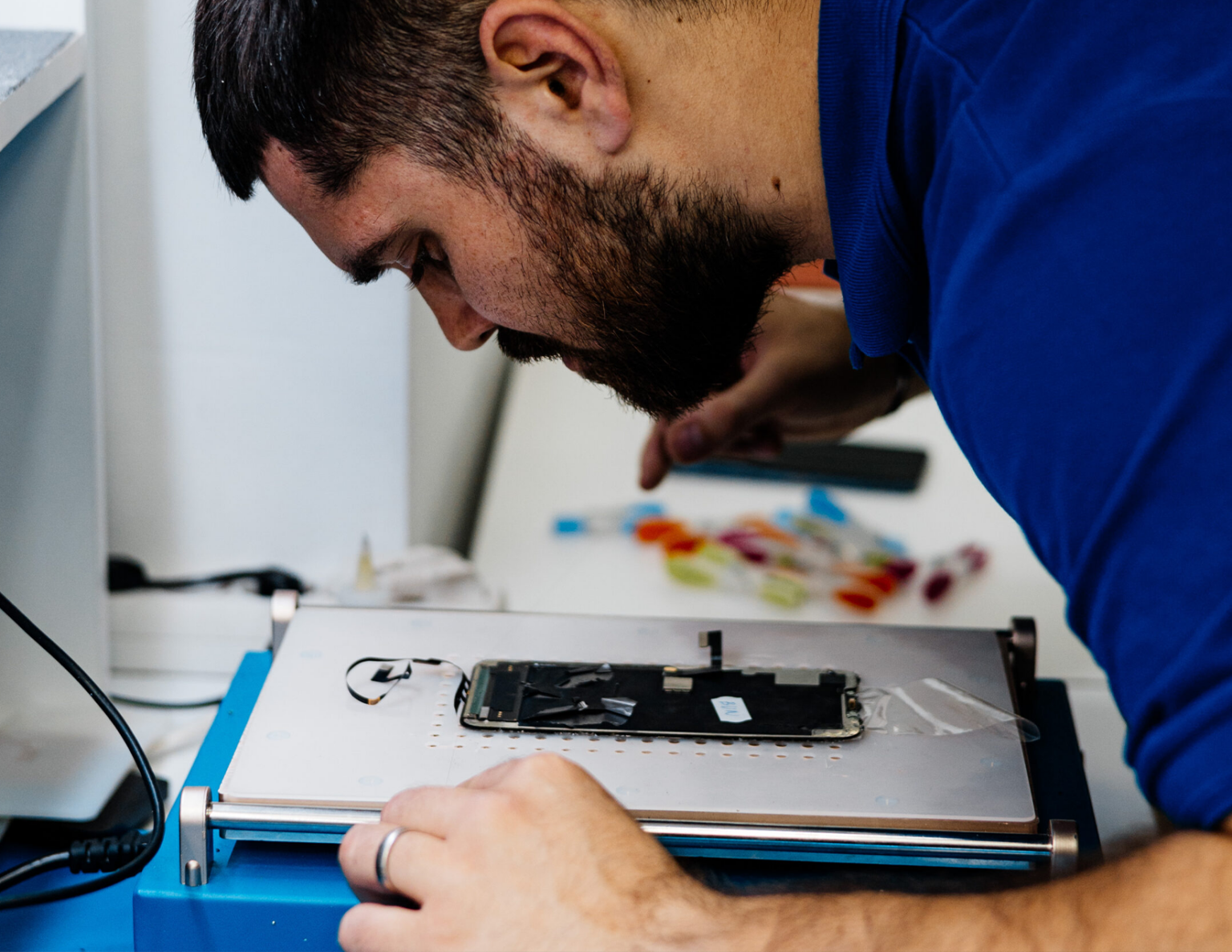 Reparatii telefoane, tablete, smartwatch, laptop, console- Service GSM Iasi - Hi Tech Gsm